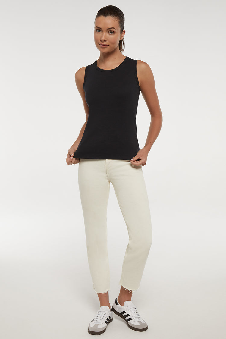 Essential Tees – Three Dots